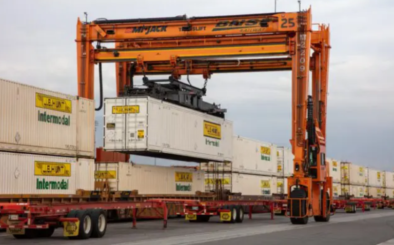 BNSF Begins Site Work on $3.2B Logistics Park Phoenix Rail Hub in ...